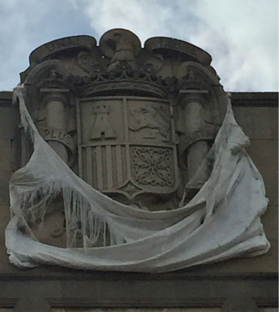 Removal of Francoist symbols from public places to be obligatory